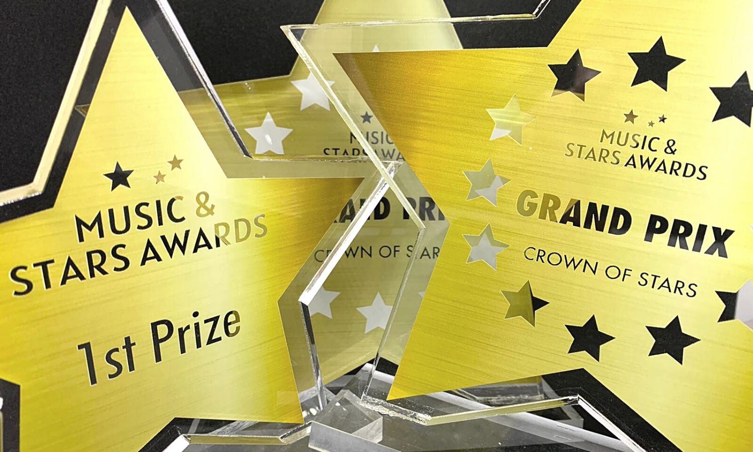 AWARDS – Music and Stars